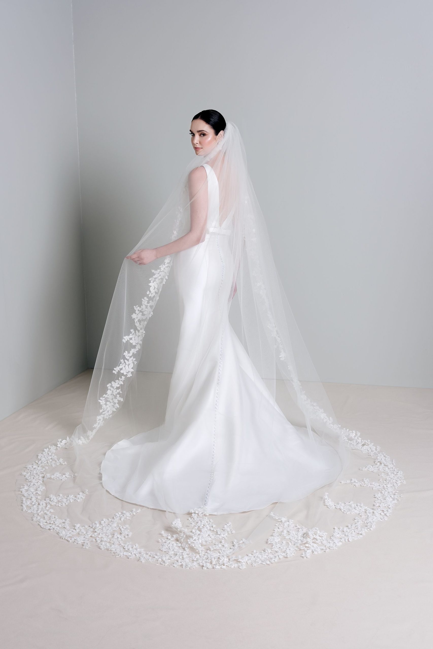 The right veil for your face shape revealed